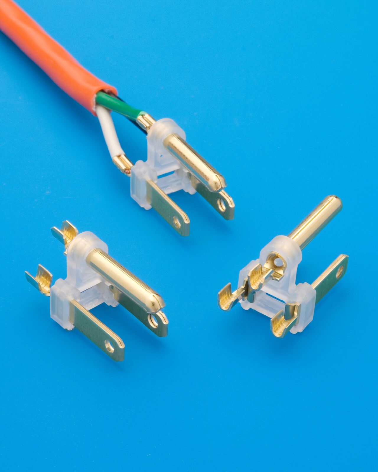 Power Cord Assembly Speeds Fabrication and Molding - ETCO